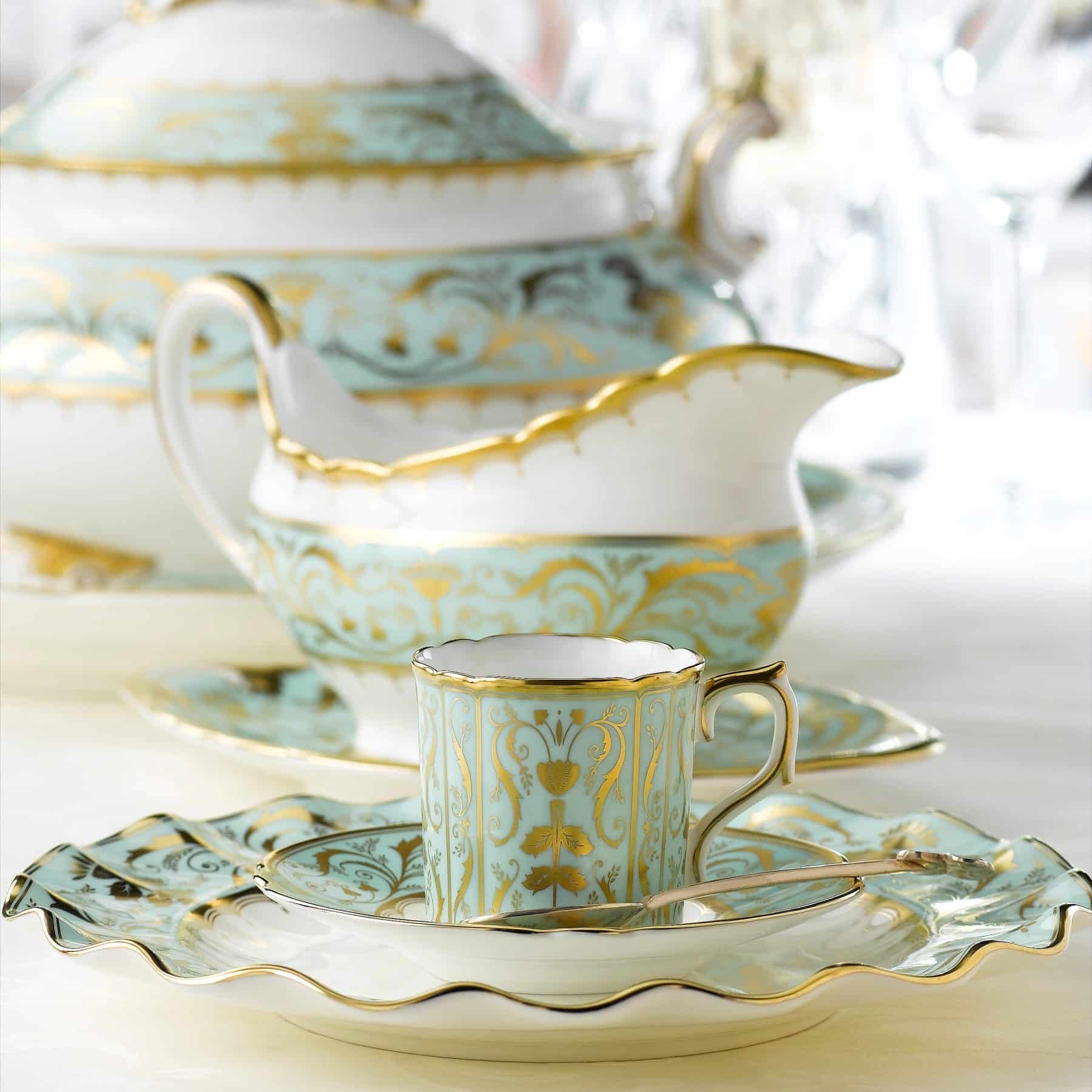 Darley Abbey Soup Tureen (3700ml) - Royal Crown Derby
