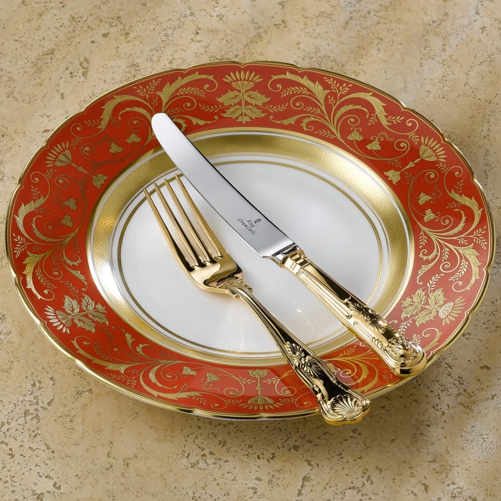 Regency Red Breakfast Cup (340ml) - Royal Crown Derby